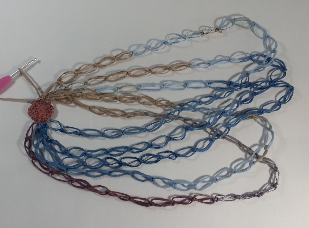 Loopy De Loop Necklace – Mamas2Hands