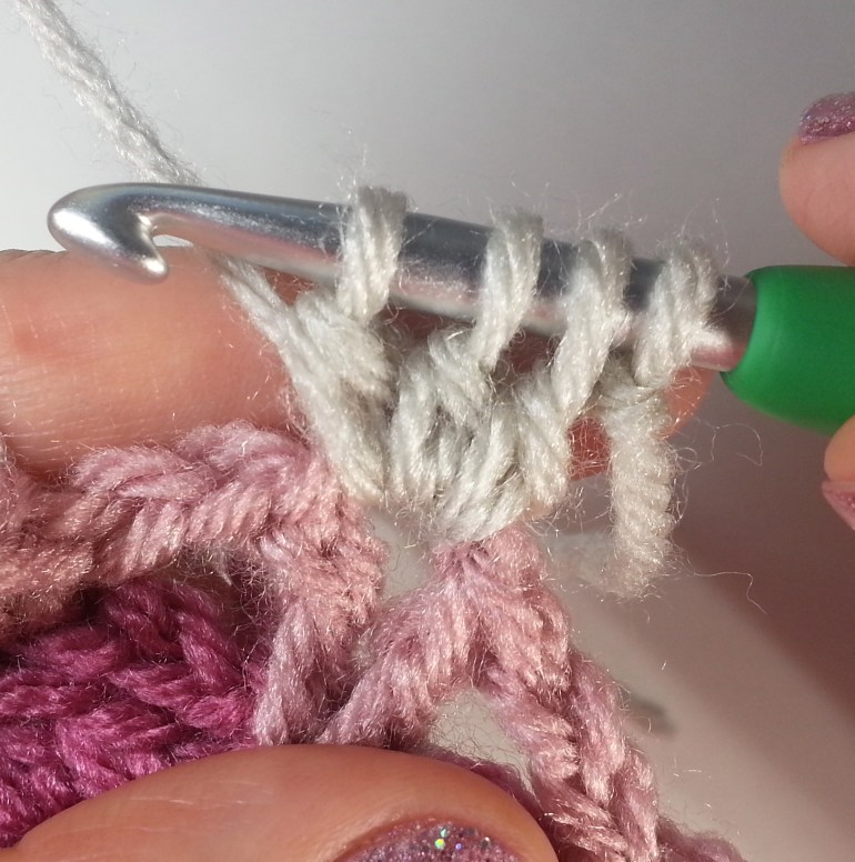 Working the Standing DC Stitch – Mamas2Hands