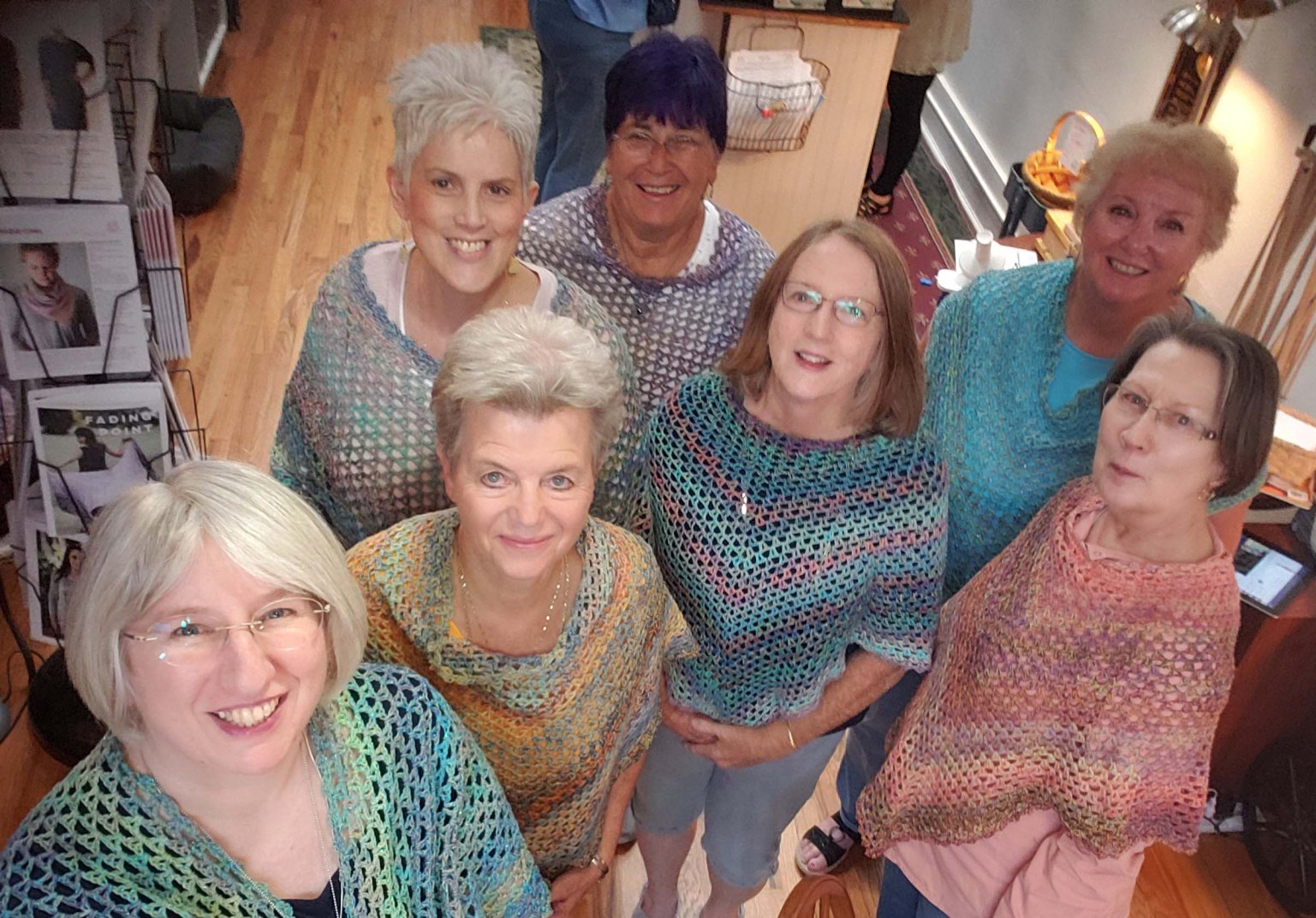 The Paulette Poncho – Mamas2Hands